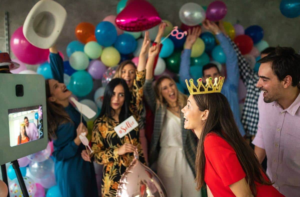 8 Best Locations to Set Up a Photo Booth At Your Event